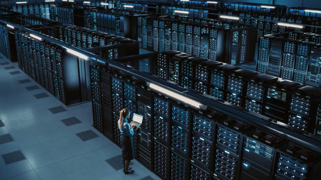 10 Best Practices for Running a Large-Scale Data Center - DATA4